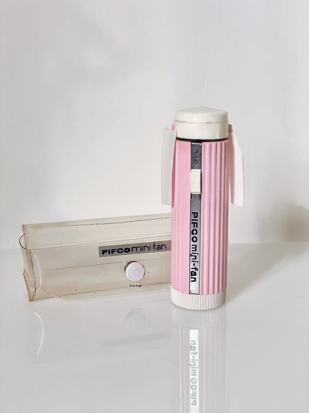 Baby pink Pifco hand held fan – Zoo Lane